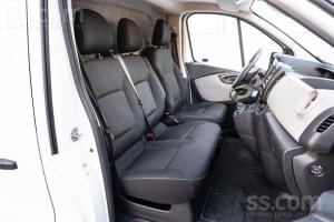 White Renault Trafic 2019 in Riga, with an engine capacity of 1.60 L and mileage of 141 thousand km for 12650 €, photo 6 on AUTOMOTO.COM.LV