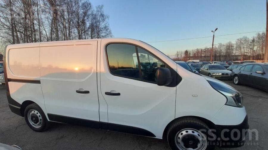 Balts Renault Trafic 2019 Rīga, ar dzinēja tilpumu 1.60 L un nobraukumu 173 tūkst. km par 8800 €, foto 11 vietnē AUTOMOTO.COM.LV