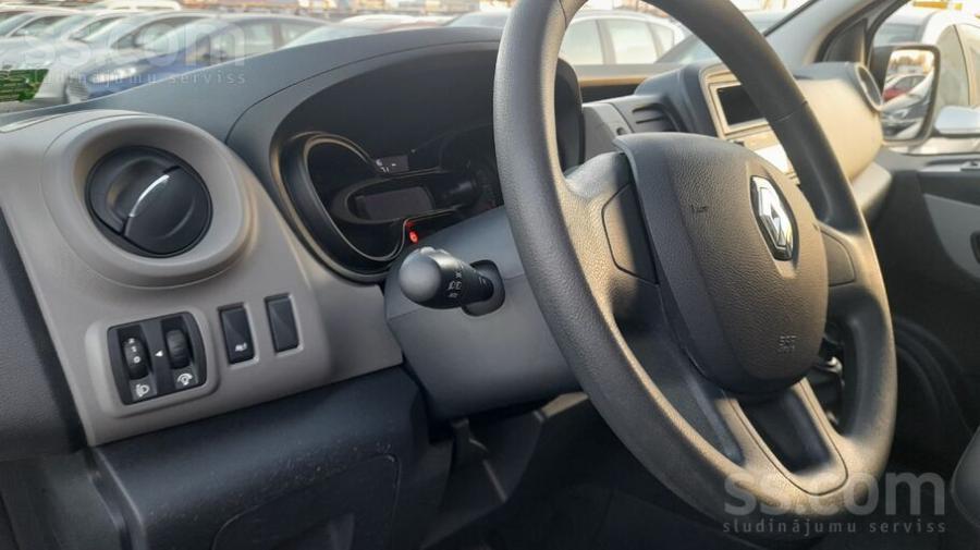 Balts Renault Trafic 2019 Rīga, ar dzinēja tilpumu 1.60 L un nobraukumu 173 tūkst. km par 8800 €, foto 16 vietnē AUTOMOTO.COM.LV