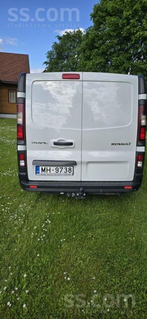 Balts Renault Trafic 2019 Valmiera, ar dzinēja tilpumu 1.60 L un nobraukumu 217 tūkst. km par 15500 €, foto 5 vietnē AUTOMOTO.COM.LV
