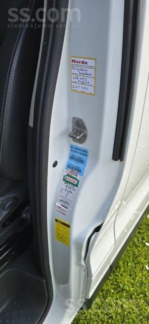 Balts Renault Trafic 2019 Valmiera, ar dzinēja tilpumu 1.60 L un nobraukumu 217 tūkst. km par 15500 €, foto 11 vietnē AUTOMOTO.COM.LV