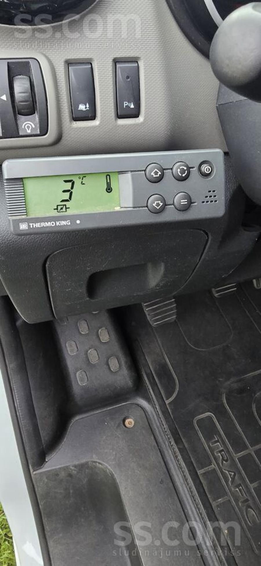 Balts Renault Trafic 2019 Valmiera, ar dzinēja tilpumu 1.60 L un nobraukumu 217 tūkst. km par 15500 €, foto 14 vietnē AUTOMOTO.COM.LV