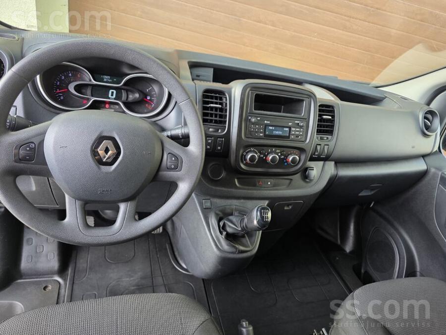 White Renault Trafic 2019 in Riga, with an engine capacity of 1.60 L and mileage of 114 thousand km for 12950 €, photo 16 on AUTOMOTO.COM.LV