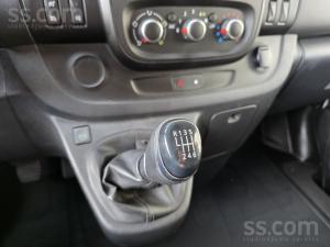 White Renault Trafic 2019 in Riga, with an engine capacity of 1.60 L and mileage of 114 thousand km for 12950 €, photo 20 on AUTOMOTO.COM.LV