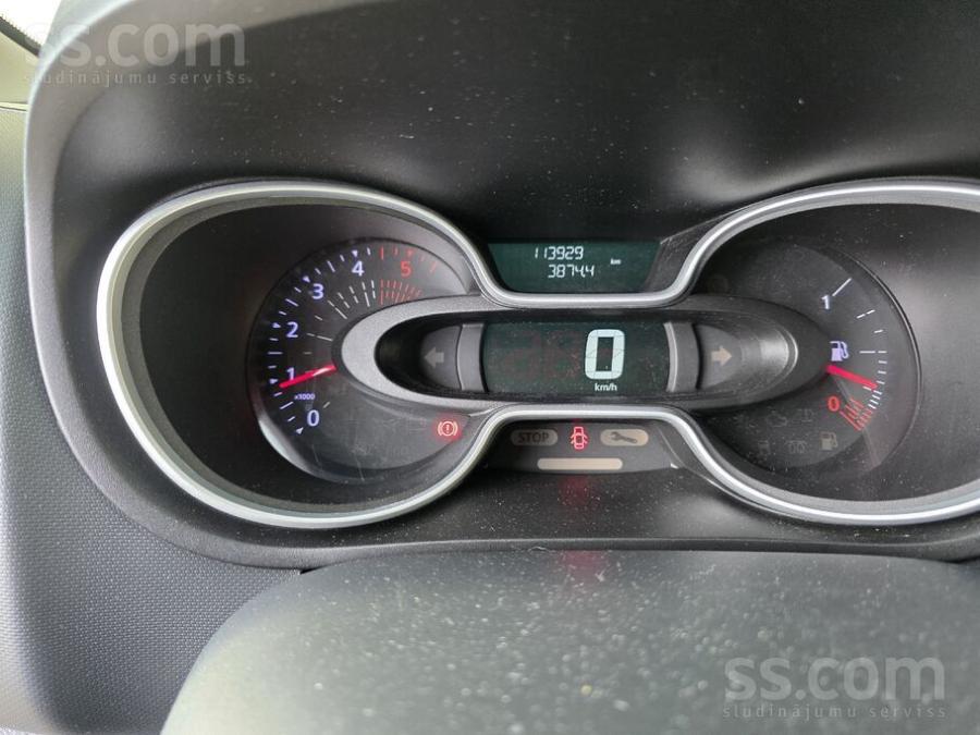 White Renault Trafic 2019 in Riga, with an engine capacity of 1.60 L and mileage of 114 thousand km for 12950 €, photo 26 on AUTOMOTO.COM.LV