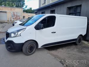 White Renault Trafic 2019 in Riga, with an engine capacity of 1.60 L and mileage of 285 thousand km for 6600 €, photo 3 on AUTOMOTO.COM.LV