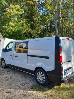 White Renault Trafic 2019 in Gulbene, with an engine capacity of 1.60 L and mileage of 126 thousand km for 14000 €, photo 3 on AUTOMOTO.COM.LV