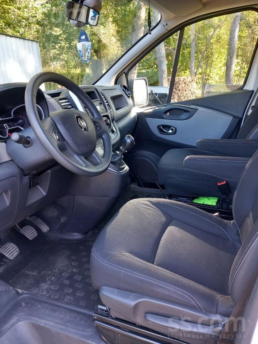White Renault Trafic 2019 in Gulbene, with an engine capacity of 1.60 L and mileage of 126 thousand km for 14000 €, photo 6 on AUTOMOTO.COM.LV