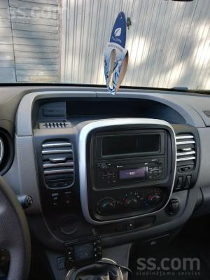 White Renault Trafic 2019 in Gulbene, with an engine capacity of 1.60 L and mileage of 126 thousand km for 14000 €, photo 7 on AUTOMOTO.COM.LV