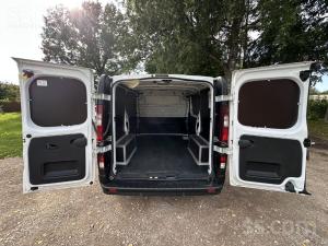 Balts Renault Trafic 2019 Rīga, ar dzinēja tilpumu 1.60 L un nobraukumu 130 tūkst. km par 9995 €, foto 10 vietnē AUTOMOTO.COM.LV