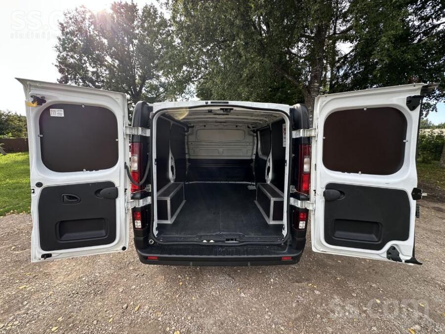 Balts Renault Trafic 2019 Rīga, ar dzinēja tilpumu 1.60 L un nobraukumu 130 tūkst. km par 9995 €, foto 10 vietnē AUTOMOTO.COM.LV