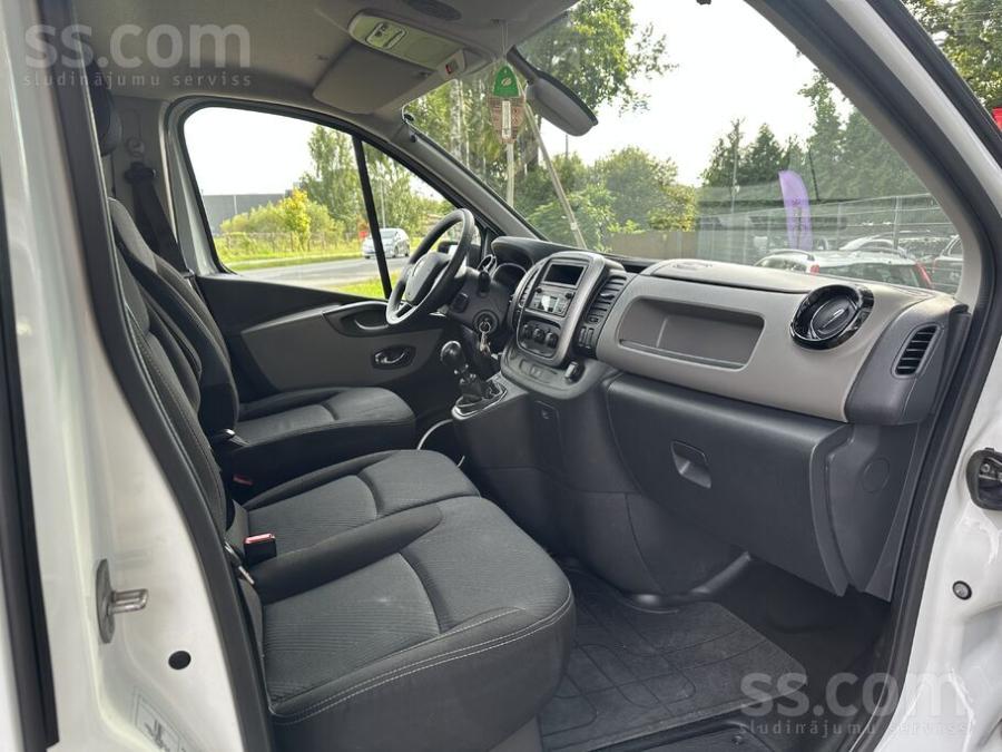 Balts Renault Trafic 2019 Rīga, ar dzinēja tilpumu 1.60 L un nobraukumu 130 tūkst. km par 9995 €, foto 16 vietnē AUTOMOTO.COM.LV