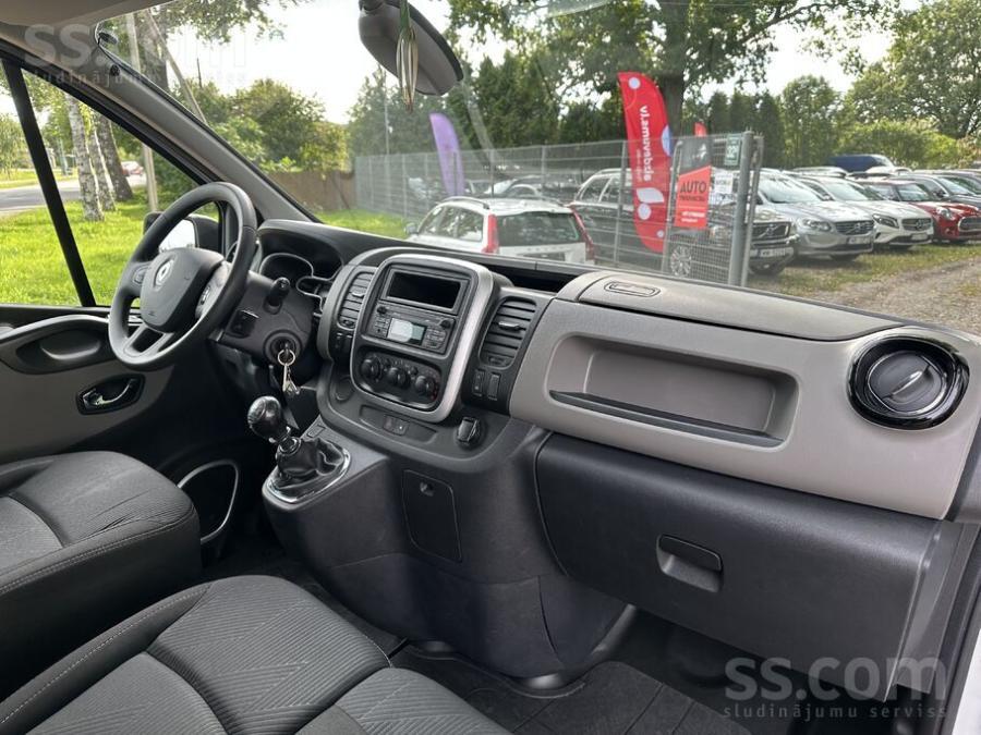 Balts Renault Trafic 2019 Rīga, ar dzinēja tilpumu 1.60 L un nobraukumu 130 tūkst. km par 9995 €, foto 17 vietnē AUTOMOTO.COM.LV