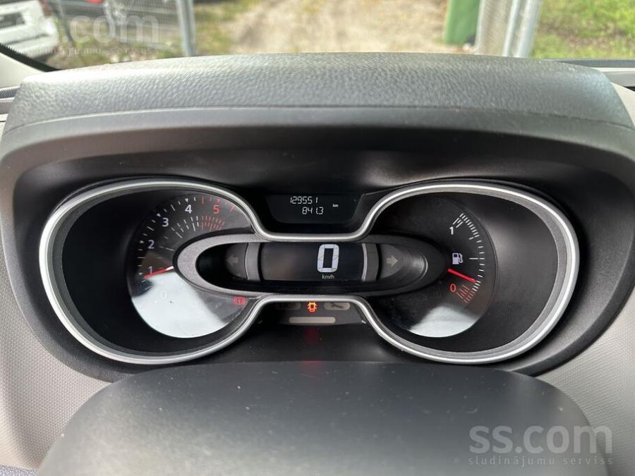 Balts Renault Trafic 2019 Rīga, ar dzinēja tilpumu 1.60 L un nobraukumu 130 tūkst. km par 9995 €, foto 20 vietnē AUTOMOTO.COM.LV
