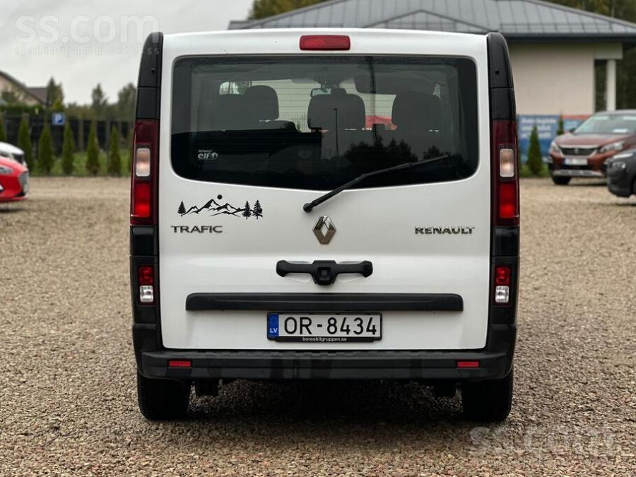 White Renault Trafic 2019 in Jelgava, with an engine capacity of 1.60 L and mileage of 0 thousand km for 15900 €, photo 6 on AUTOMOTO.COM.LV