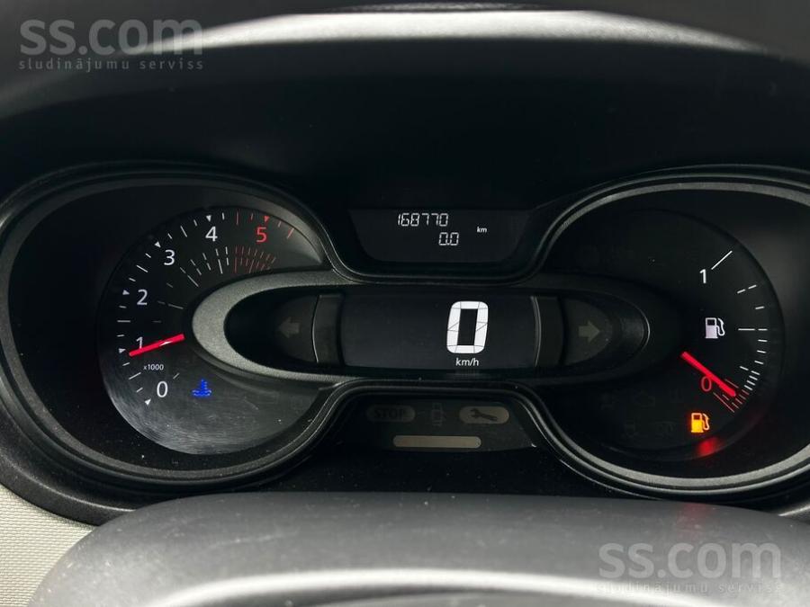 White Renault Trafic 2019 in Jelgava, with an engine capacity of 1.60 L and mileage of 0 thousand km for 15900 €, photo 21 on AUTOMOTO.COM.LV