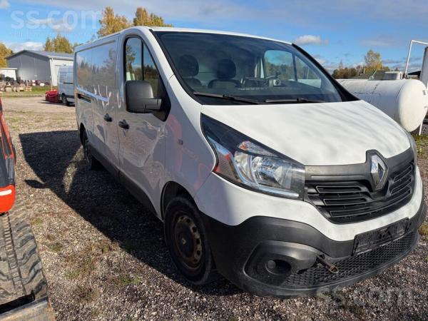 White Renault Trafic 2019 in Cesis, with an engine capacity of 1.60 L and mileage of 194 thousand km for 2400 €, photo 3 on AUTOMOTO.COM.LV