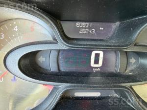 Белый Рено Трафик 2019 в Цесис, объемом двигателя 1.60 л и пробегом 194 тыс. км за 2400 €, фото 8 на AUTOMOTO.COM.LV