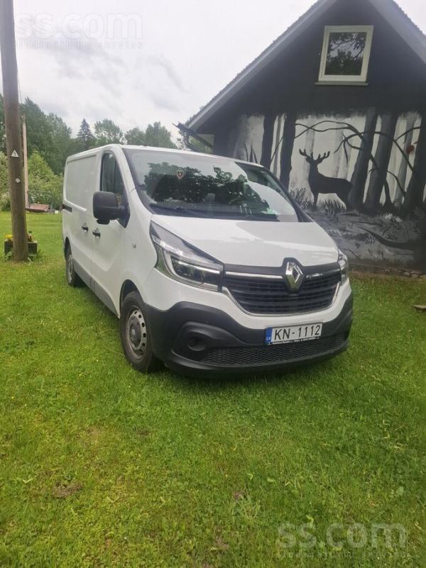 White Renault Trafic 2020 in Riga, with an engine capacity of 1.60 L and mileage of 85 thousand km for 14999 €, photo 1 on AUTOMOTO.COM.LV
