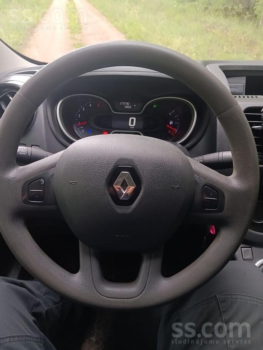 Balts Renault Trafic 2020 Daugavpils, ar dzinēja tilpumu 2.00 L un nobraukumu 280 tūkst. km par 12900 €, foto 7 vietnē AUTOMOTO.COM.LV