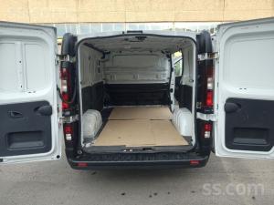 Balts Renault Trafic 2020 Rīga, ar dzinēja tilpumu 2.00 L un nobraukumu 225 tūkst. km par 10000 €, foto 10 vietnē AUTOMOTO.COM.LV