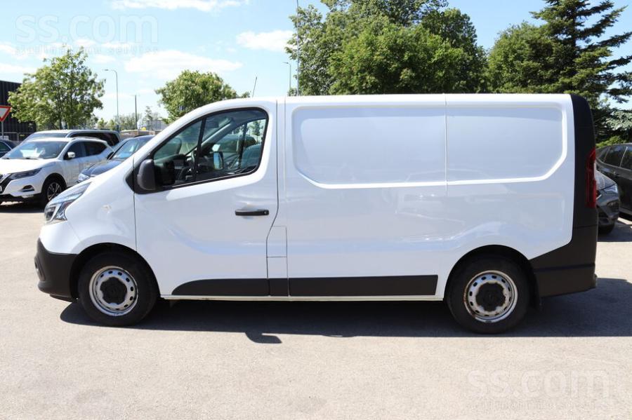 White Renault Trafic 2021 in Riga, with an engine capacity of 2.00 L and mileage of 129 thousand km for 16800 €, photo 4 on AUTOMOTO.COM.LV