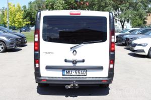 White Renault Trafic 2021 in Riga, with an engine capacity of 2.00 L and mileage of 129 thousand km for 16800 €, photo 7 on AUTOMOTO.COM.LV