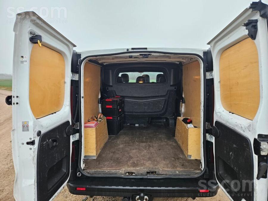 Balts Renault Trafic 2021 Dobele, ar dzinēja tilpumu 2.00 L un nobraukumu 177 tūkst. km par 19999 €, foto 10 vietnē AUTOMOTO.COM.LV