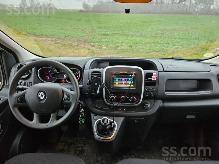 Balts Renault Trafic 2021 Dobele, ar dzinēja tilpumu 2.00 L un nobraukumu 177 tūkst. km par 19999 €, foto 11 vietnē AUTOMOTO.COM.LV