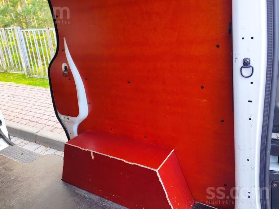 Белый Рено Трафик 2021 в Юрмала, объемом двигателя 2.00 л и пробегом 135 тыс. км за 11900 €, фото 21 на AUTOMOTO.COM.LV