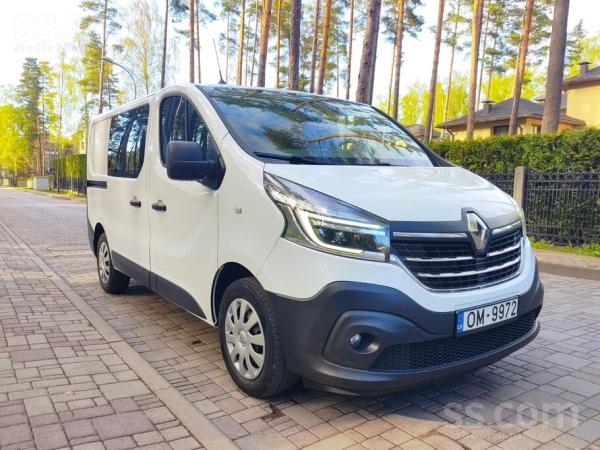 Белый Рено Трафик 2021 в Юрмала, объемом двигателя 2.00 л и пробегом 135 тыс. км за 12200 €, фото 1 на AUTOMOTO.COM.LV