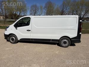 White Renault Trafic 2021 in Ogre, with an engine capacity of 2.00 L and mileage of 139 thousand km for 15800 €, photo 7 on AUTOMOTO.COM.LV