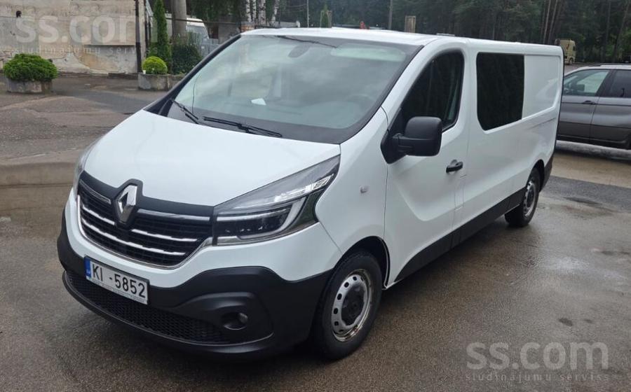 White Renault Trafic 2021 in Riga, with an engine capacity of 2.00 L and mileage of 106 thousand km for 18900 €, photo 3 on AUTOMOTO.COM.LV
