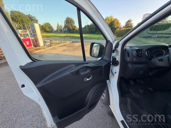 White Renault Trafic 2021 in Riga, with an engine capacity of 2.00 L and mileage of 147 thousand km for 16505 €, photo 11 on AUTOMOTO.COM.LV
