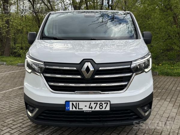 White Renault Trafic 2023 in Riga, with an engine capacity of 2.00 L and mileage of 49 thousand km for 2000 €, photo 2 on AUTOMOTO.COM.LV