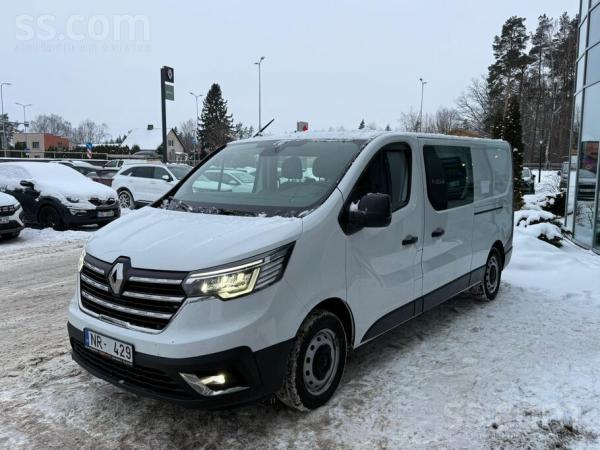 White Renault Trafic 2023 in Valmiera, with an engine capacity of 2.00 L and mileage of 58 thousand km for 26899 €, photo 5 on AUTOMOTO.COM.LV