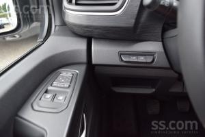 White Renault Trafic 2023 in Riga, with an engine capacity of 2.00 L and mileage of 84 thousand km for 19900 €, photo 9 on AUTOMOTO.COM.LV