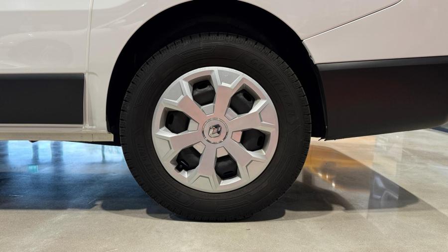 Белый Рено Трафик 2023 в Рига, объемом двигателя 2.00 л и пробегом 68 тыс. км за 24990 €, фото 23 на AUTOMOTO.COM.LV