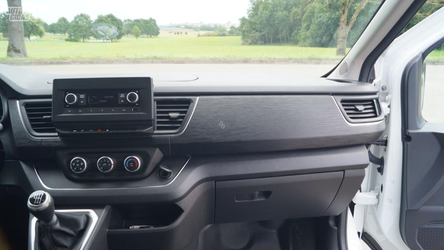 Balts Renault Trafic 2025 Kauņa, ar dzinēja tilpumu 2.00 L un nobraukumu 245 tūkst. km par 27990 €, foto 23 vietnē AUTOMOTO.COM.LV