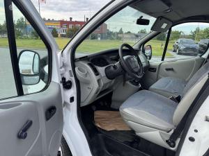 White Renault Trafic 2004 in Telschi, with an engine capacity of 1.90 L and mileage of 283 thousand km for 4300 €, photo 12 on AUTOMOTO.COM.LV