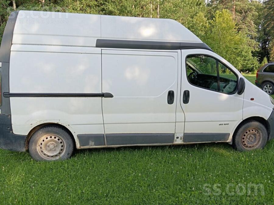 Белый Рено Трафик 2005 в Талси, объемом двигателя 1.90 л и пробегом 354 тыс. км за 2200 €, фото 1 на AUTOMOTO.COM.LV