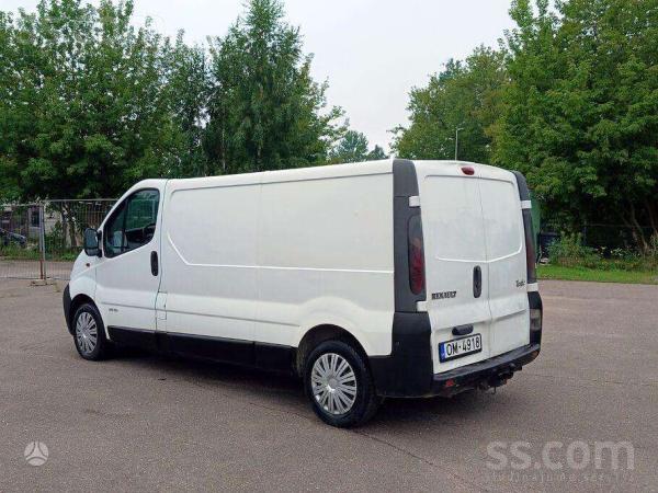 White Renault Trafic 2005 in Riga, with an engine capacity of 1.90 L and mileage of 450 thousand km for 2250 €, photo 3 on AUTOMOTO.COM.LV