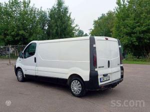 White Renault Trafic 2005 in Riga, with an engine capacity of 1.90 L and mileage of 450 thousand km for 2250 €, photo 4 on AUTOMOTO.COM.LV