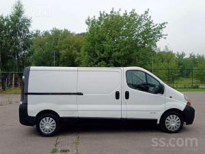 White Renault Trafic 2005 in Riga, with an engine capacity of 1.90 L and mileage of 450 thousand km for 2250 €, photo 7 on AUTOMOTO.COM.LV