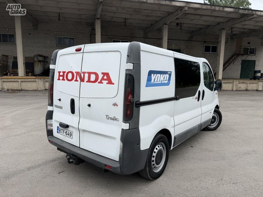 Balts Renault Trafic 2006 Kelmė, ar dzinēja tilpumu 2.50 L un nobraukumu 363 tūkst. km par 2950 €, foto 3 vietnē AUTOMOTO.COM.LV