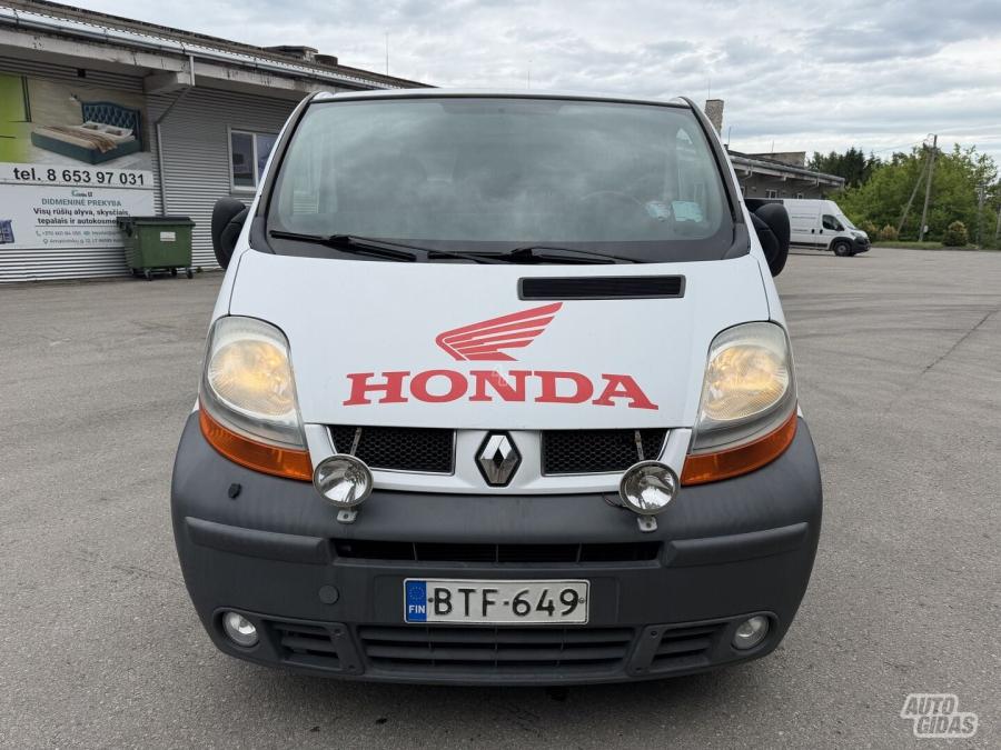 Balts Renault Trafic 2006 Kelmė, ar dzinēja tilpumu 2.50 L un nobraukumu 363 tūkst. km par 2950 €, foto 8 vietnē AUTOMOTO.COM.LV
