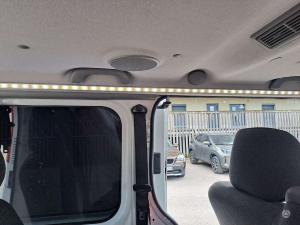 Balts Renault Trafic 2007 Viļņa, ar dzinēja tilpumu 2.00 L un nobraukumu 251 tūkst. km par 6950 €, foto 18 vietnē AUTOMOTO.COM.LV