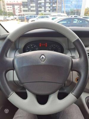 Balts Renault Trafic 2007 Viļņa, ar dzinēja tilpumu 2.00 L un nobraukumu 251 tūkst. km par 6950 €, foto 24 vietnē AUTOMOTO.COM.LV