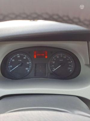 Balts Renault Trafic 2007 Viļņa, ar dzinēja tilpumu 2.00 L un nobraukumu 251 tūkst. km par 6950 €, foto 25 vietnē AUTOMOTO.COM.LV