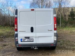 White Renault Trafic 2008 in Riga, with an engine capacity of 2.00 L and mileage of 0 thousand km for 4350 €, photo 5 on AUTOMOTO.COM.LV